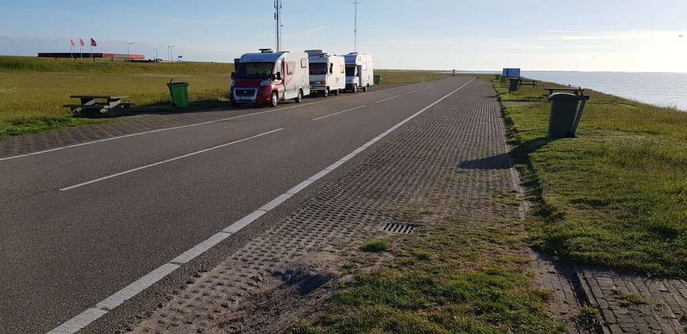 Camping-app.eu: Overnight-parking am Abschlussdeich / Afsluitdijk ...