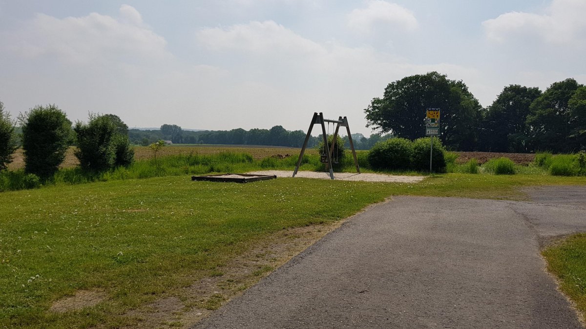 Camping-app.eu: Wohnmobilpark Uedem Uedem Germany