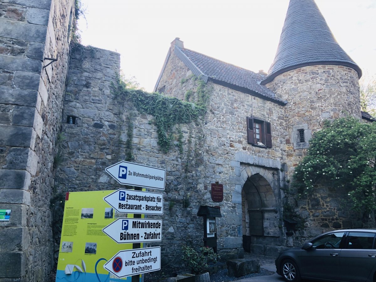 Camping-app.eu: Burg Wilhelmstein Würselen Germany